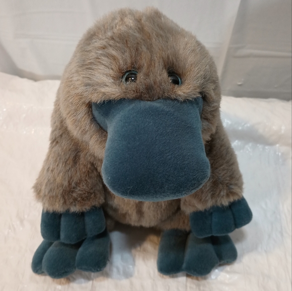 Gund | Toys | 992 Rare Vintage Gund Webber Duck Billed Platypus Plush ...